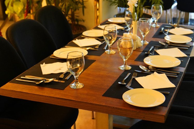 Best Hi Tea and Dinner Buffet in Lahore Lamessa Indigo Hotel - Dareecha